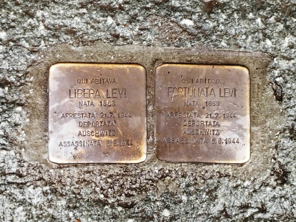 Pietre d’inciampo a ricordo delle sorelle Levi – Parma | Pietre della ...